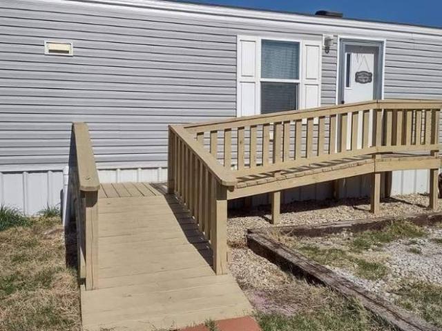 2 Br, 1 bath, Single Family 12183 Fm 730
