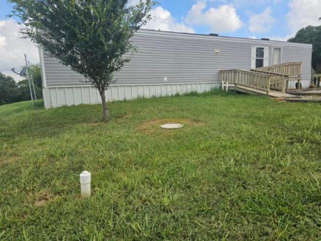 2 Br, 1 bath, Single Family 12183 Fm 730 North