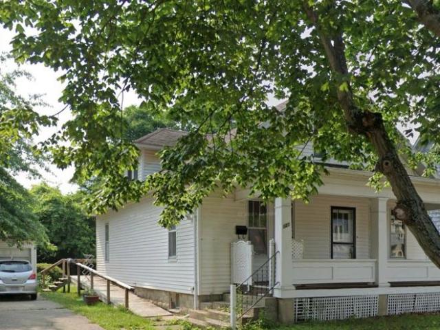 2 Br, 1 bath, Single Family 121 Woodland Ave