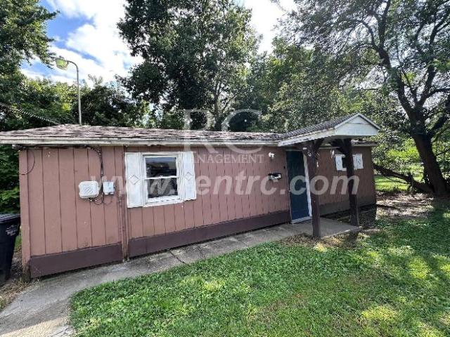 2 Br, 1 bath, Single Family 1224 D Marion