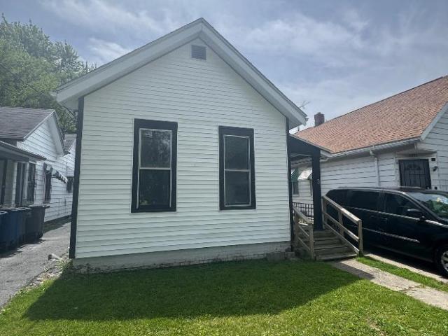 2 Br, 1 bath, Single Family 124 Everett St