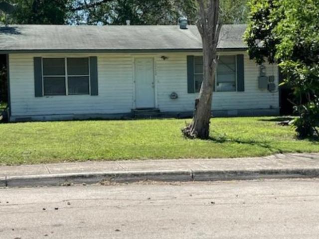 2 Br, 1 bath, Single Family 12614 Cisco Blvd