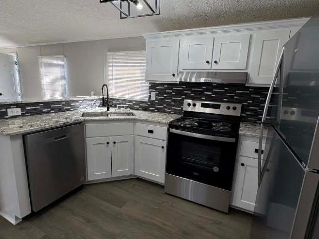2 Br, 1 bath, Single Family 129 Madison St