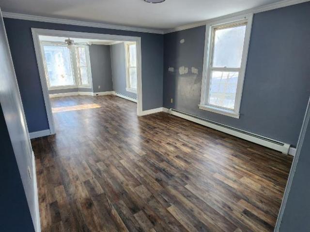 2 Br, 1 bath, Single Family 12 Autumn Street