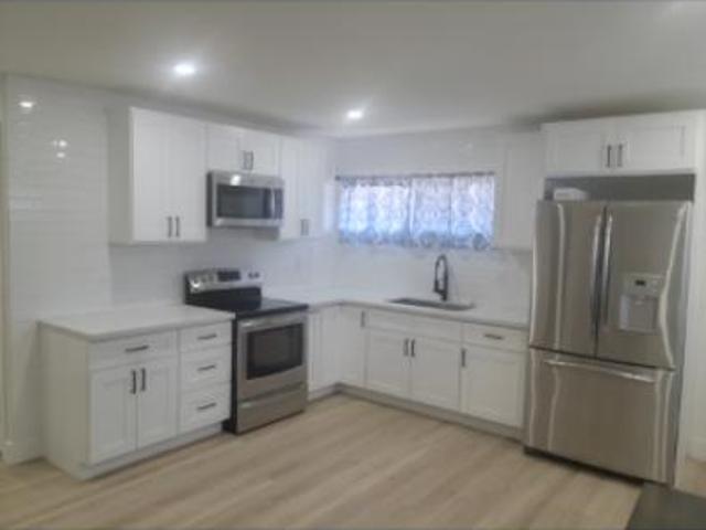 2 Br, 1 bath, Single Family 12 Pine Ln