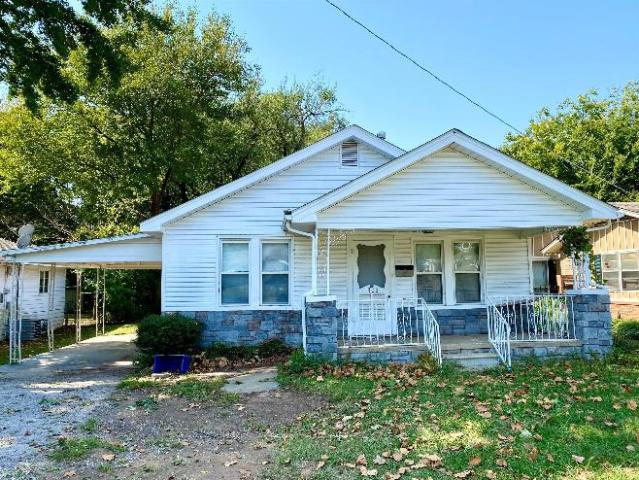2 Br, 1 bath, Single Family 1306 N Union Ave