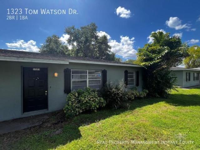 2 Br, 1 bath, Single Family 1323 Tom Watson Dr