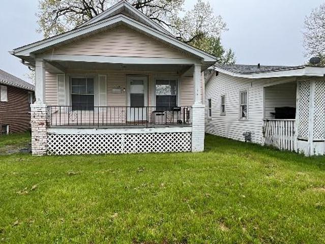 2 Br, 1 bath, Single Family 1329 E Riverside Ave