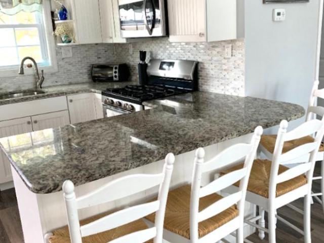 2 Br, 1 bath, Single Family 132 Kathryn St