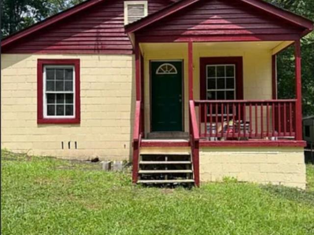 2 Br, 1 bath, Single Family 1332 Boston St