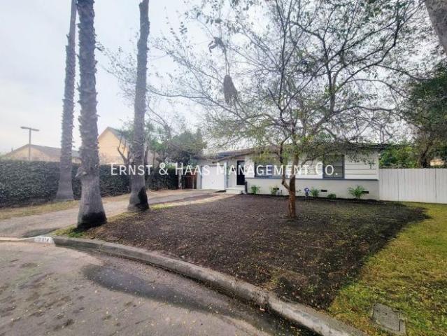 2 Br, 1 bath, Single Family 13414 Lynne Dr