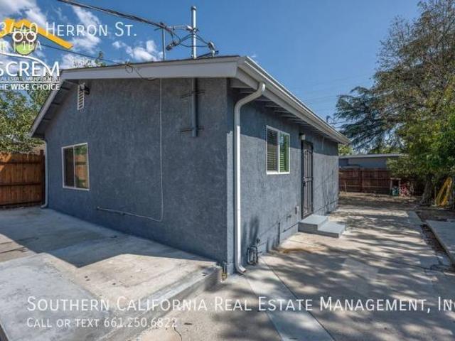 2 Br, 1 bath, Single Family 13440 Herron St