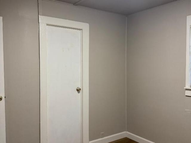 2 Br, 1 bath, Single Family 134 Almond Ave
