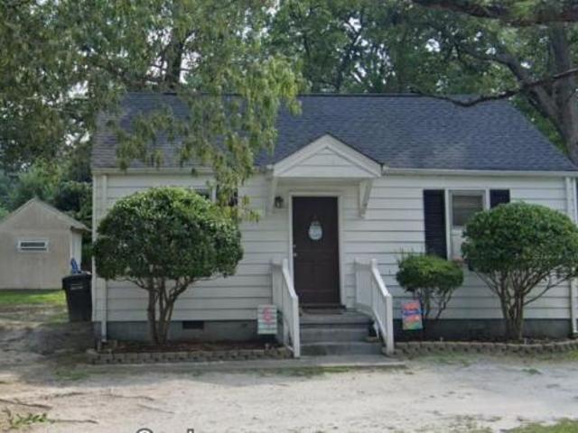 2 Br, 1 bath, Single Family 135 Banneker Dr