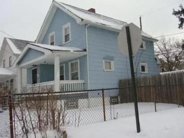 2 Br, 1 bath, Single Family 13602 Horner Ave