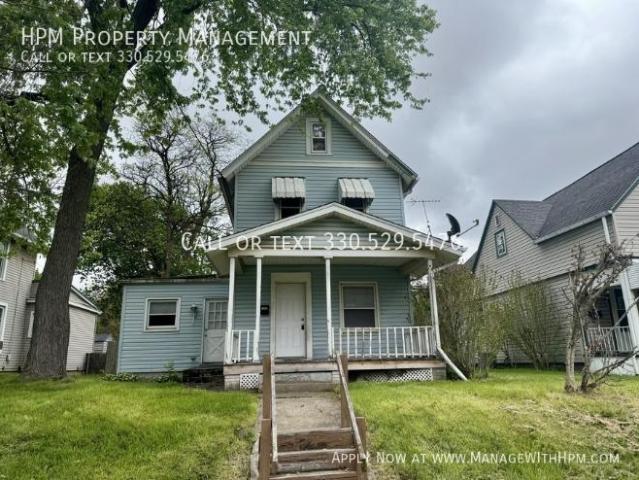 2 Br, 1 bath, Single Family 1380 Garfield Ave SW
