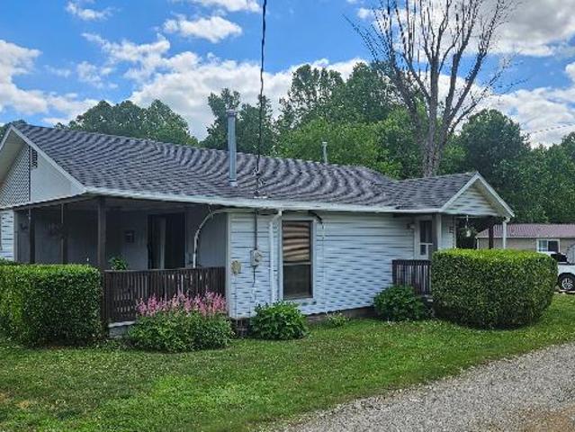 2 Br, 1 bath, Single Family 1 Cardaras St