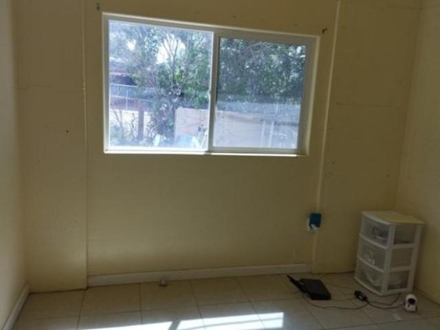 2 Br, 1 bath, Single Family 1 Lumioahu St