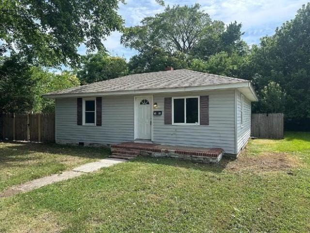 2 Br, 1 bath, Single Family 2401 Acorn St