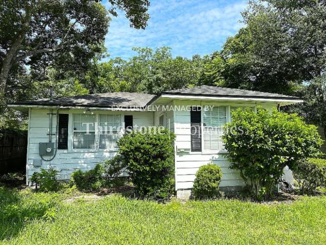 2 Br, 1 bath, Single Family 2406 Lamee Avenue