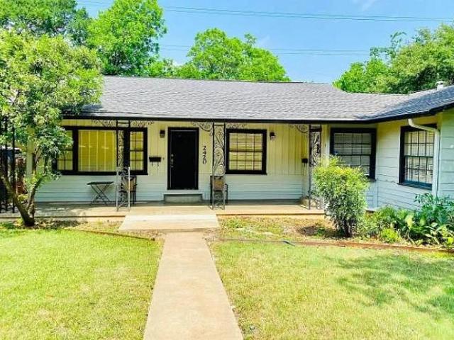2 Br, 1 bath, Single Family 2420 Hartford Rd
