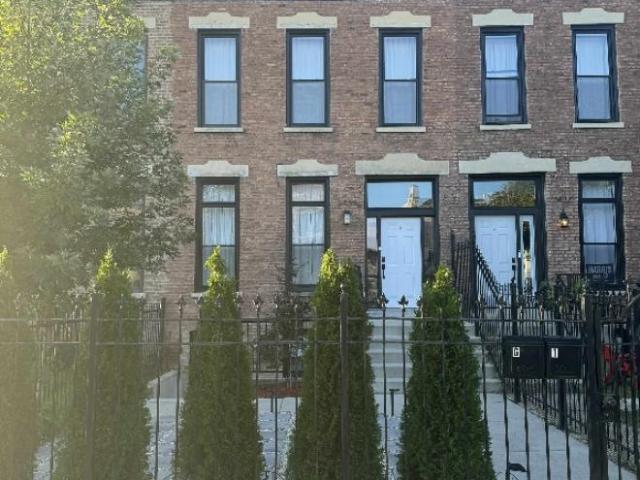 2 Br, 1 bath, Single Family 2435 W Flournoy St