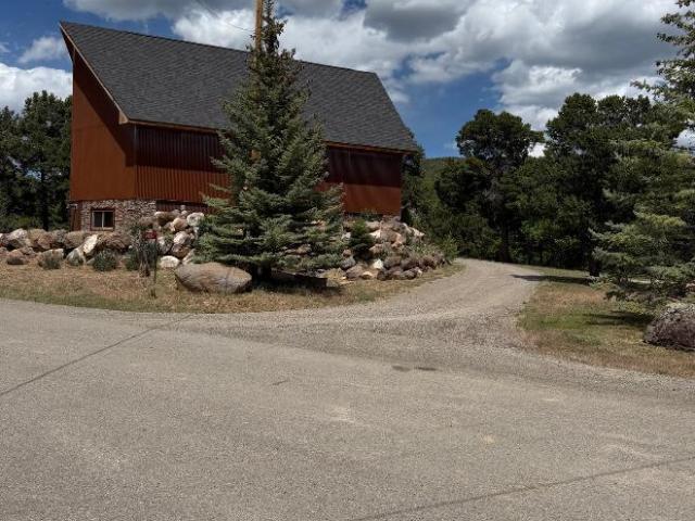2 Br, 1 bath, Single Family 24885 Timothy Rd