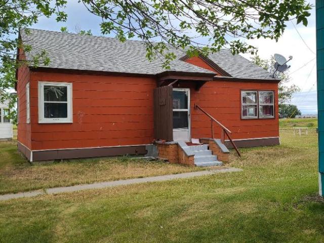 2 Br, 1 bath, Single Family 2489 2nd St