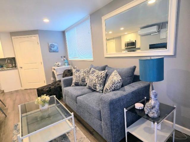 2 Br, 1 bath, Single Family 248b Bluefield Avenue