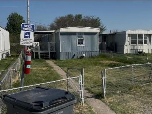 2 Br, 1 bath, Single Family 2504 SW Jefferson Ave