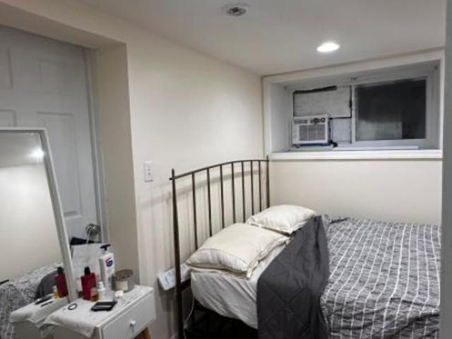 2 Br, 1 bath, Single Family 258 Hancock Ave