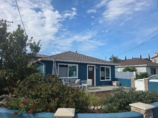 2 Br, 1 bath, Single Family 2601 Huntington Ln