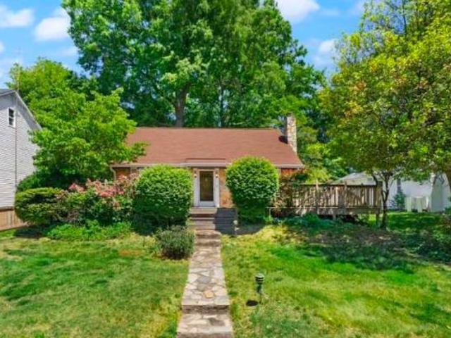 2 Br, 1 bath, Single Family 2602 Stone Hedge Dr