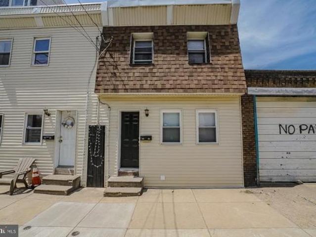 2 Br, 1 bath, Single Family 2604 Amber St