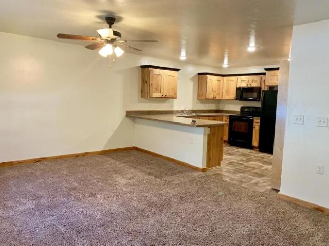2 Br, 1 bath, Single Family 2615 Westwood Loop