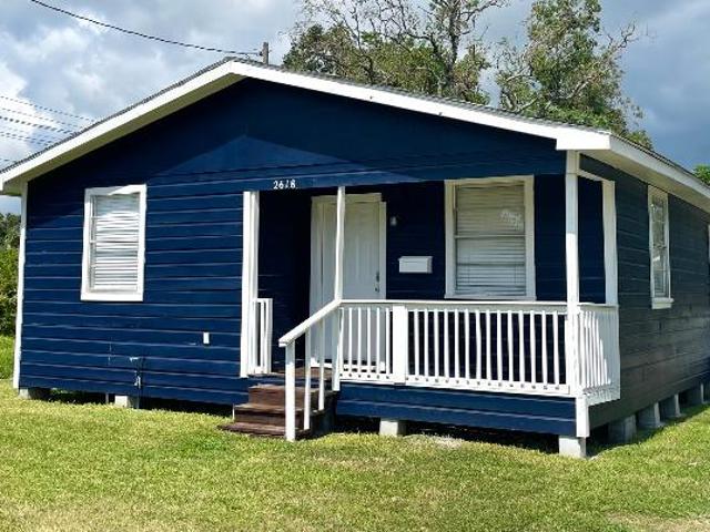2 Br, 1 bath, Single Family 2618 Rosalee St