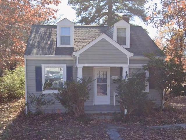 2 Br, 1 bath, Single Family 2627 Greenway Ave