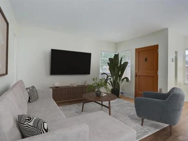 2 Br, 1 bath, Single Family 2630 S Marion St