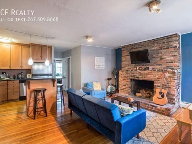 2 Br, 1 bath, Single Family 265 S 9th Street