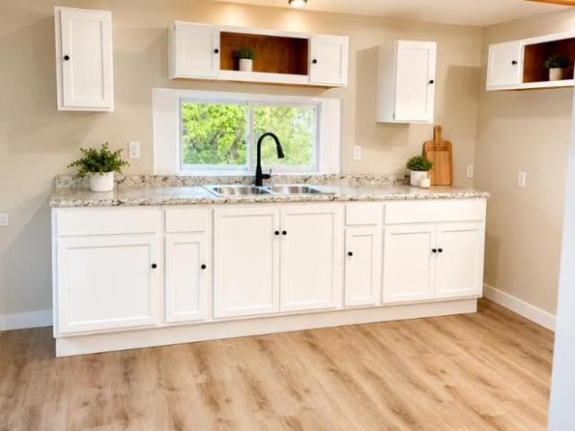 2 Br, 1 bath, Single Family 268 21st St NW