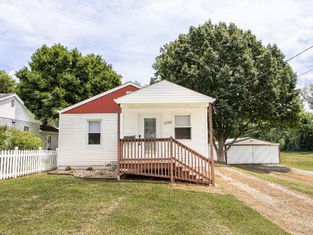 2 Br, 1 bath, Single Family 2702 E Main St
