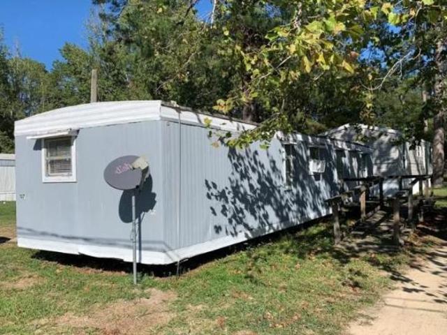 2 Br, 1 bath, Single Family 2764 Highway 327