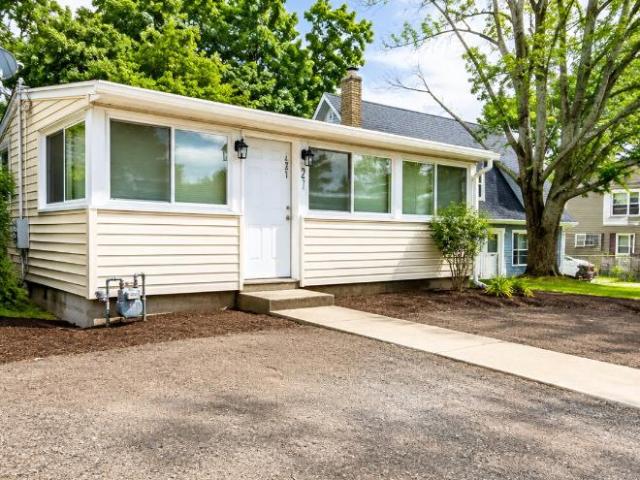 2 Br, 1 bath, Single Family 27 Nickerson Road