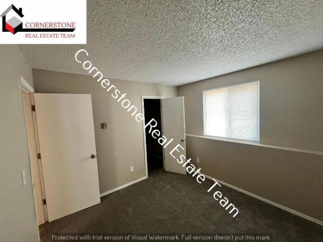 2 Br, 1 bath, Single Family 2820 W Platte Ave