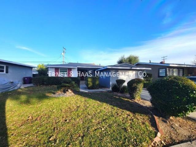 2 Br, 1 bath, Single Family 2862 Knoxville Ave