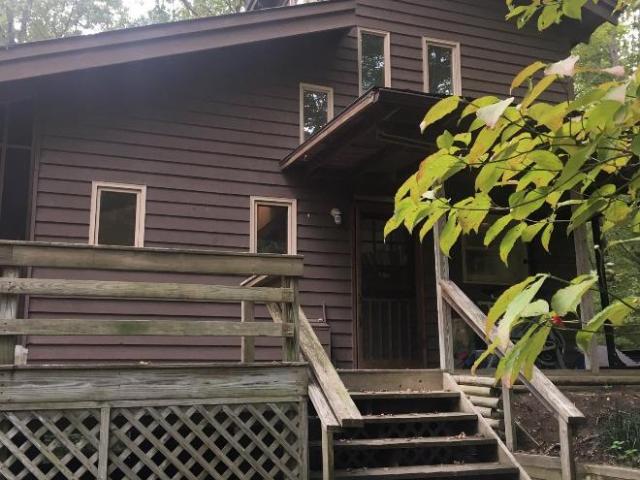 2 Br, 1 bath, Single Family 2867 Chicken Bridge Rd