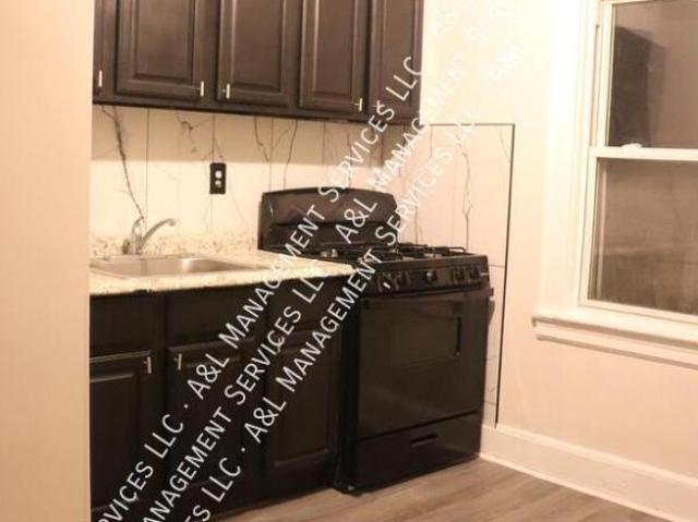 2 Br, 1 bath, Single Family 28 Beechwood