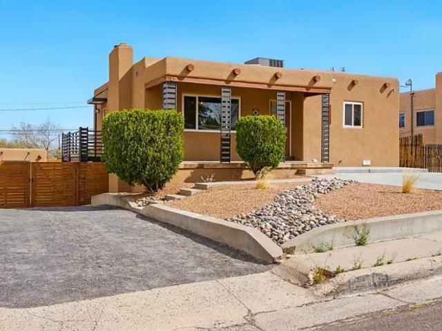 2 Br, 1 bath, Single Family 2905 San Rafael Ave SE