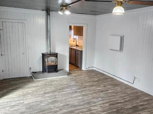 2 Br, 1 bath, Single Family 2917 E Sanson Ave