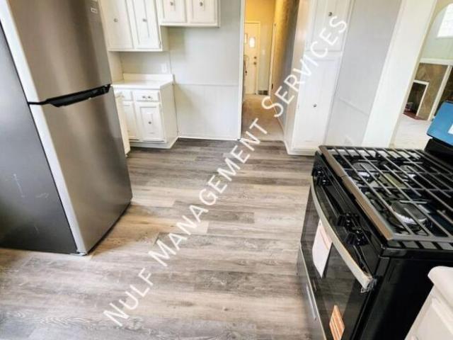 2 Br, 1 bath, Single Family 2937 Chester Street